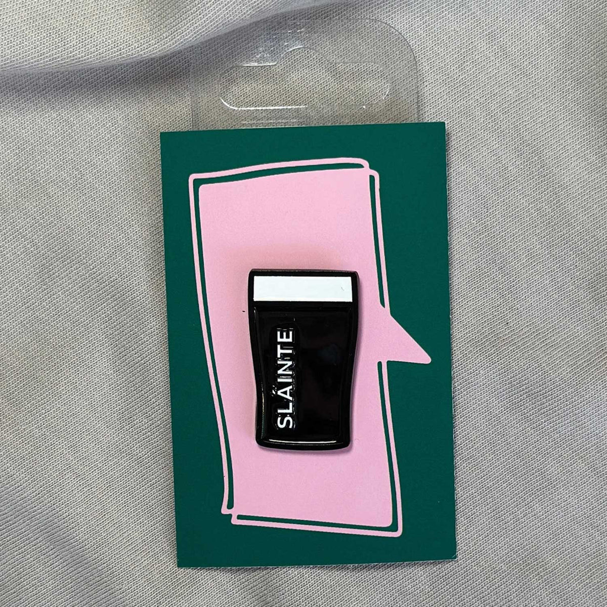 Slainte Pin - Irish Enamel Pin for Guinness Lovers - Designist — designist